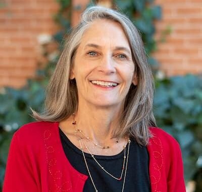 Laura Howard Bio, Age, Height, Husband, Children, Net Worth, Movies