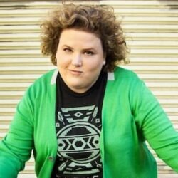 Fortune Feimster Bio, Age, Wife, Sweet And Salty, Netflix, Comedian, Tour